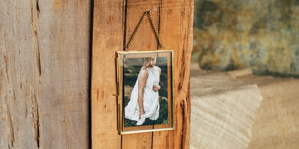 Vintage Brass Hanging Frame – LOKTAH